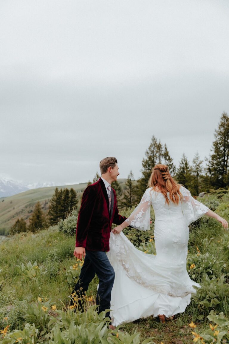 How to Plan a Jackson Hole Elopement at the Wedding Tree - Mrs. Ferree ...