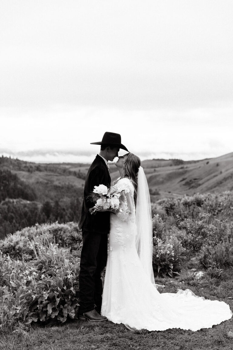 How to Plan a Jackson Hole Elopement at the Wedding Tree - Mrs. Ferree ...