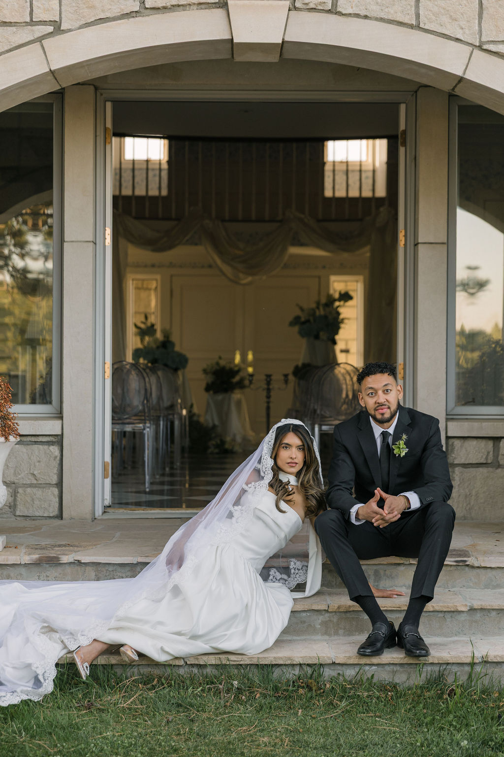 Your Guide to a Greystone Castle Wedding in Boulder, Colorado - Mrs ...