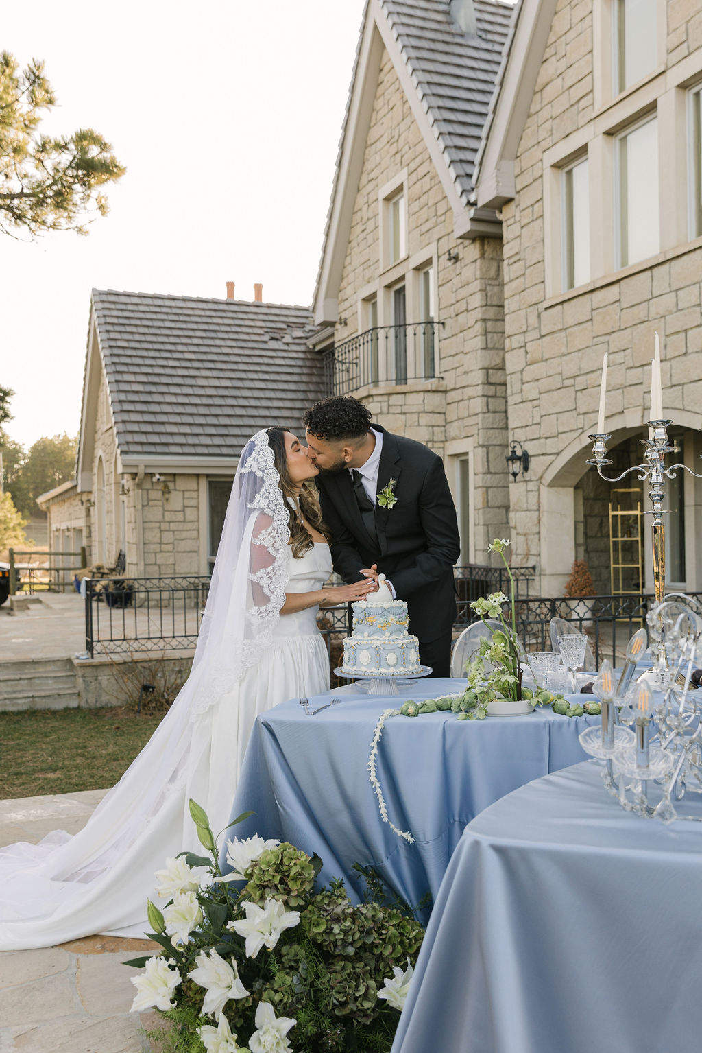 Your Guide to a Greystone Castle Wedding in Boulder, Colorado - Mrs ...