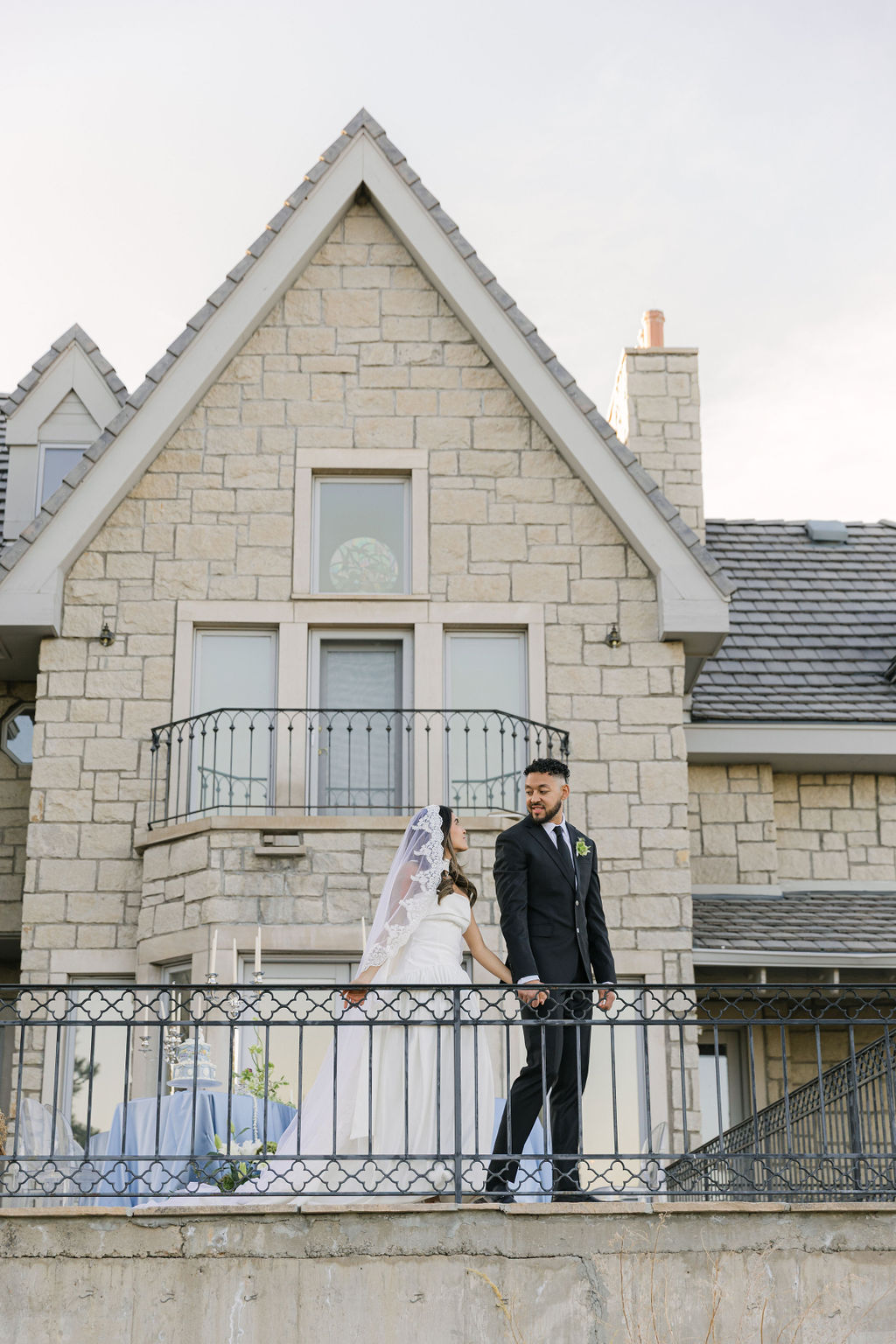 Your Guide to a Greystone Castle Wedding in Boulder, Colorado - Mrs ...
